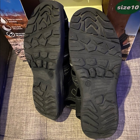 Adventuridge | Shoes | Mens Tracking Sandals | Poshmark